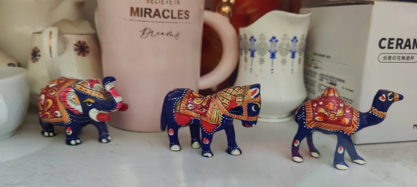 Handicraft Shop Near Me in Kolkata Sells Souvenirs From All India